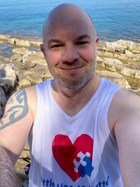 Heartfelt Hero: Alan Brand Steps in Last Minute to Run London Marathon ...